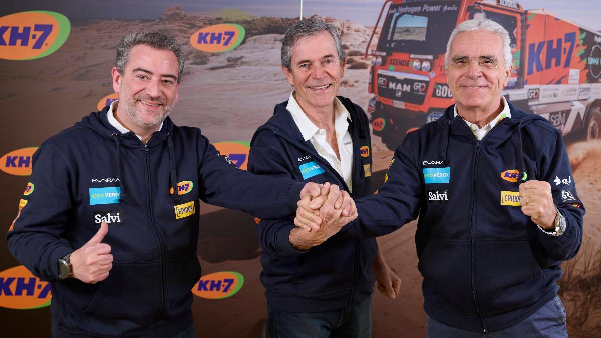 Historias del Dakar | Juvanteny, Criado y Ribas: 'La sociedad de la arena'