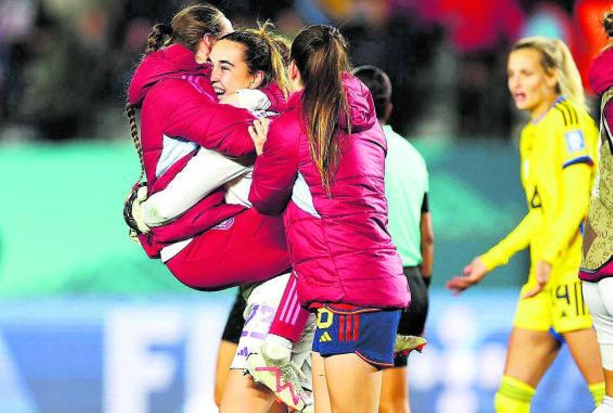 El plan perfecto de Cata Coll - La Opinión A Coruña