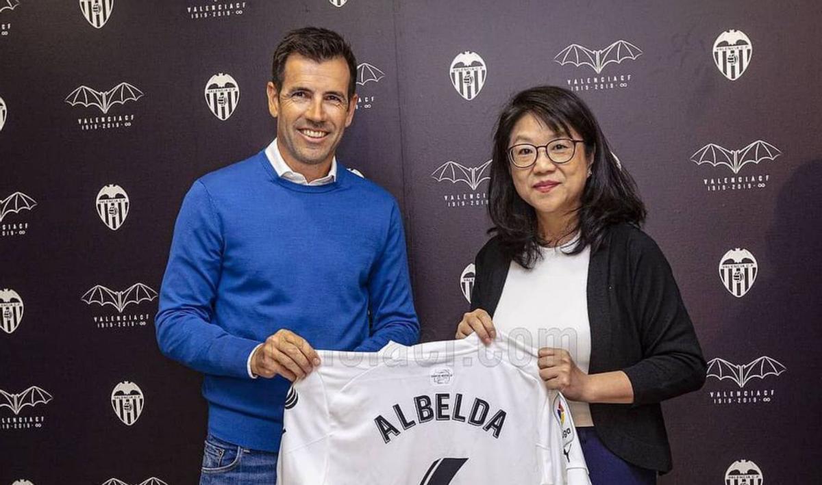 Parejo fue homenajeado por el Centenario de Mestalla