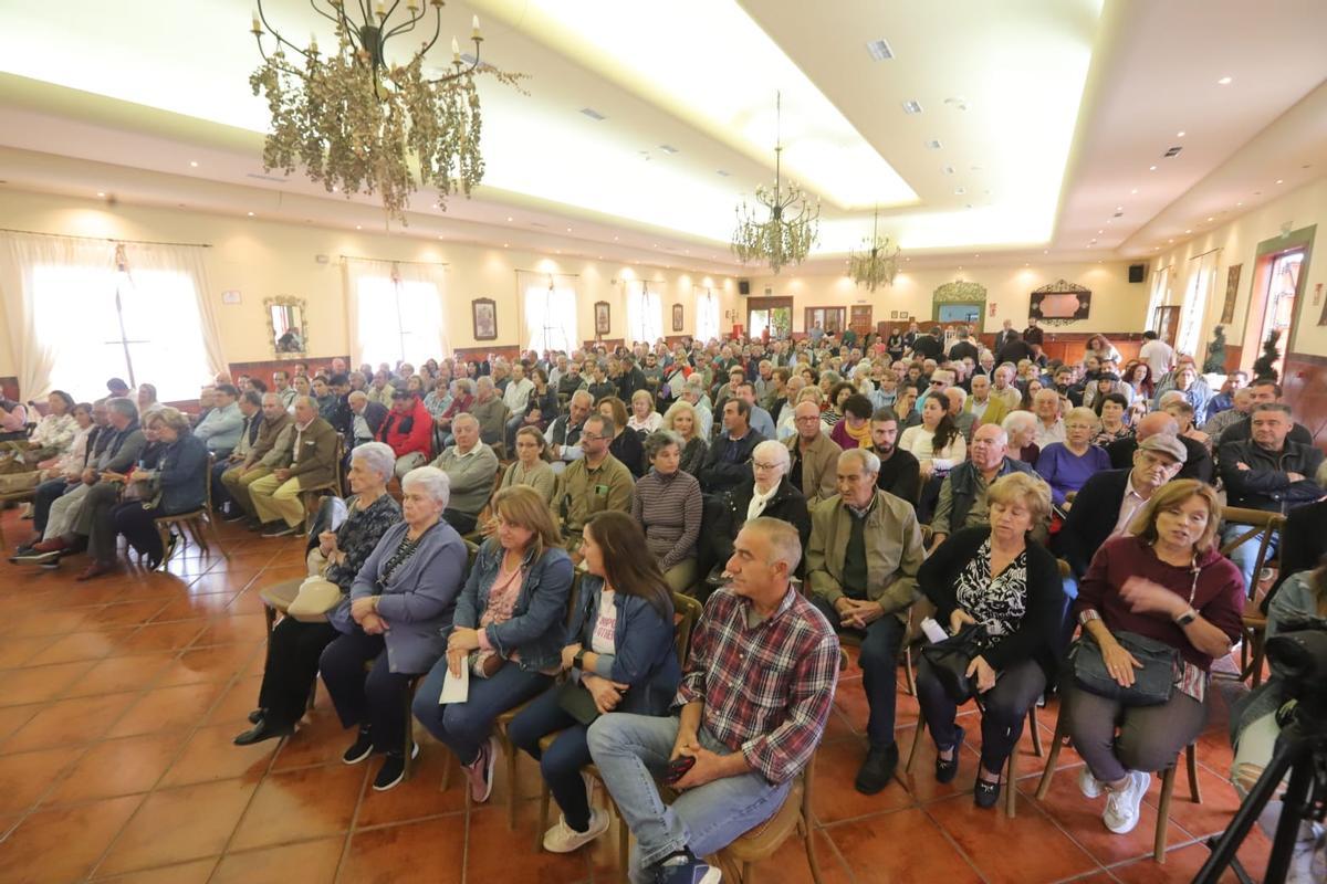 Cuevas de Altázar entrega los ‘papeles’ de legalidad de sus casas a los ...