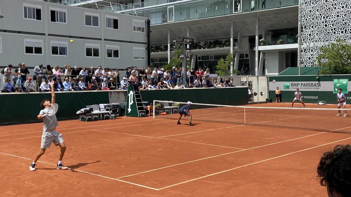 Roland Garros tenis | Primera alegría para el tenista mallorquín Izan ...