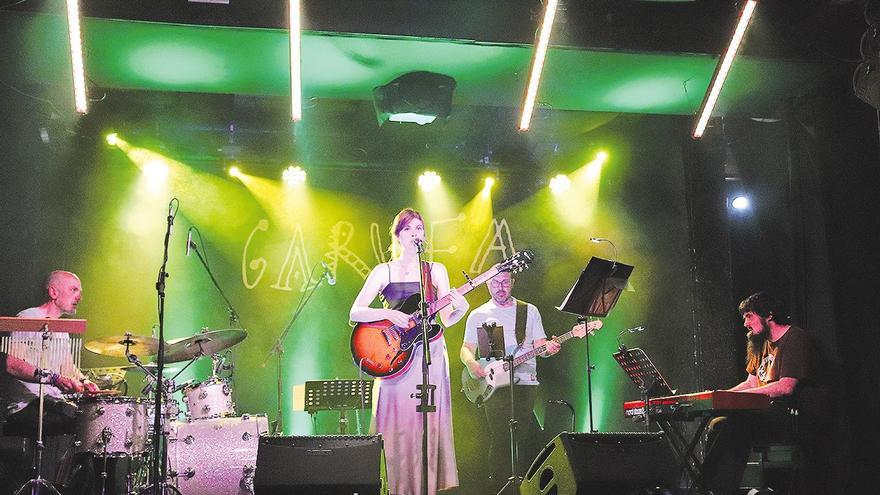 Leticia Rey lanza el vídeo de su ‘Sneaky, delicious’