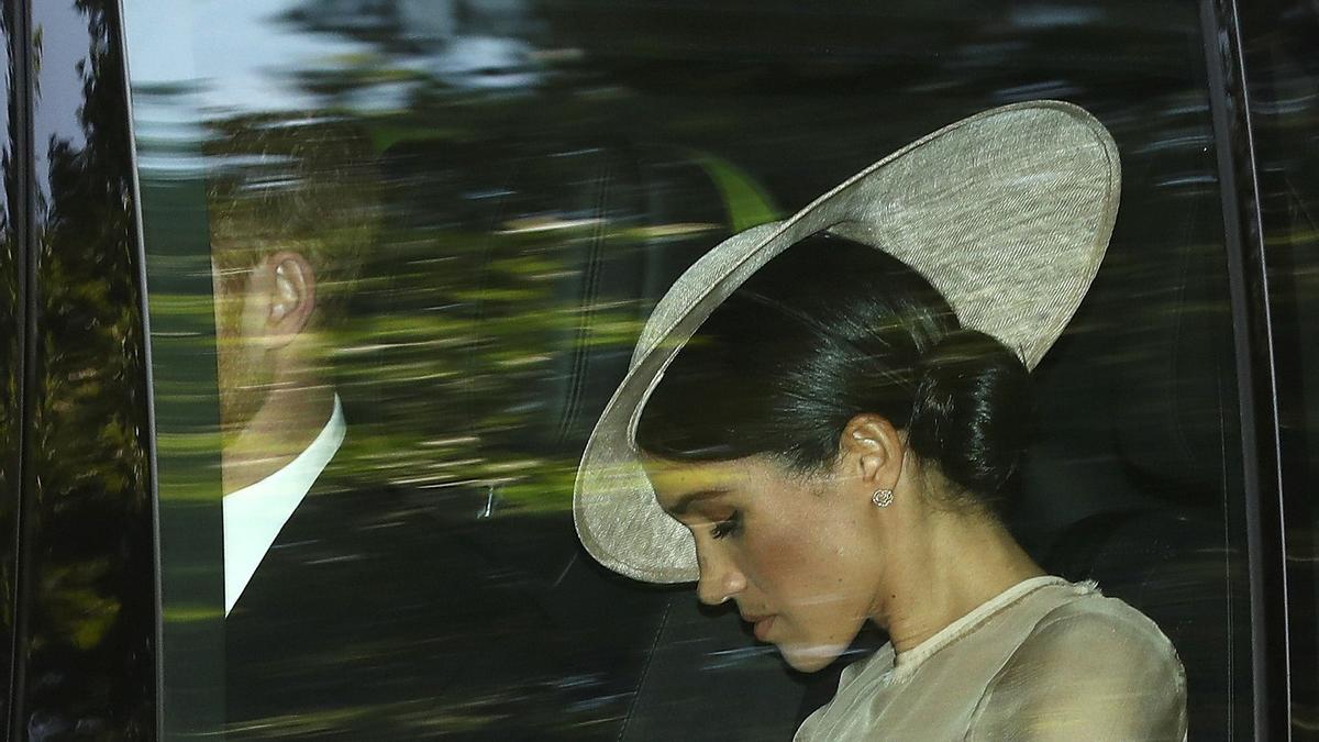 Meghan Markle ya no puede parar de vestirse de blanco - Cuore