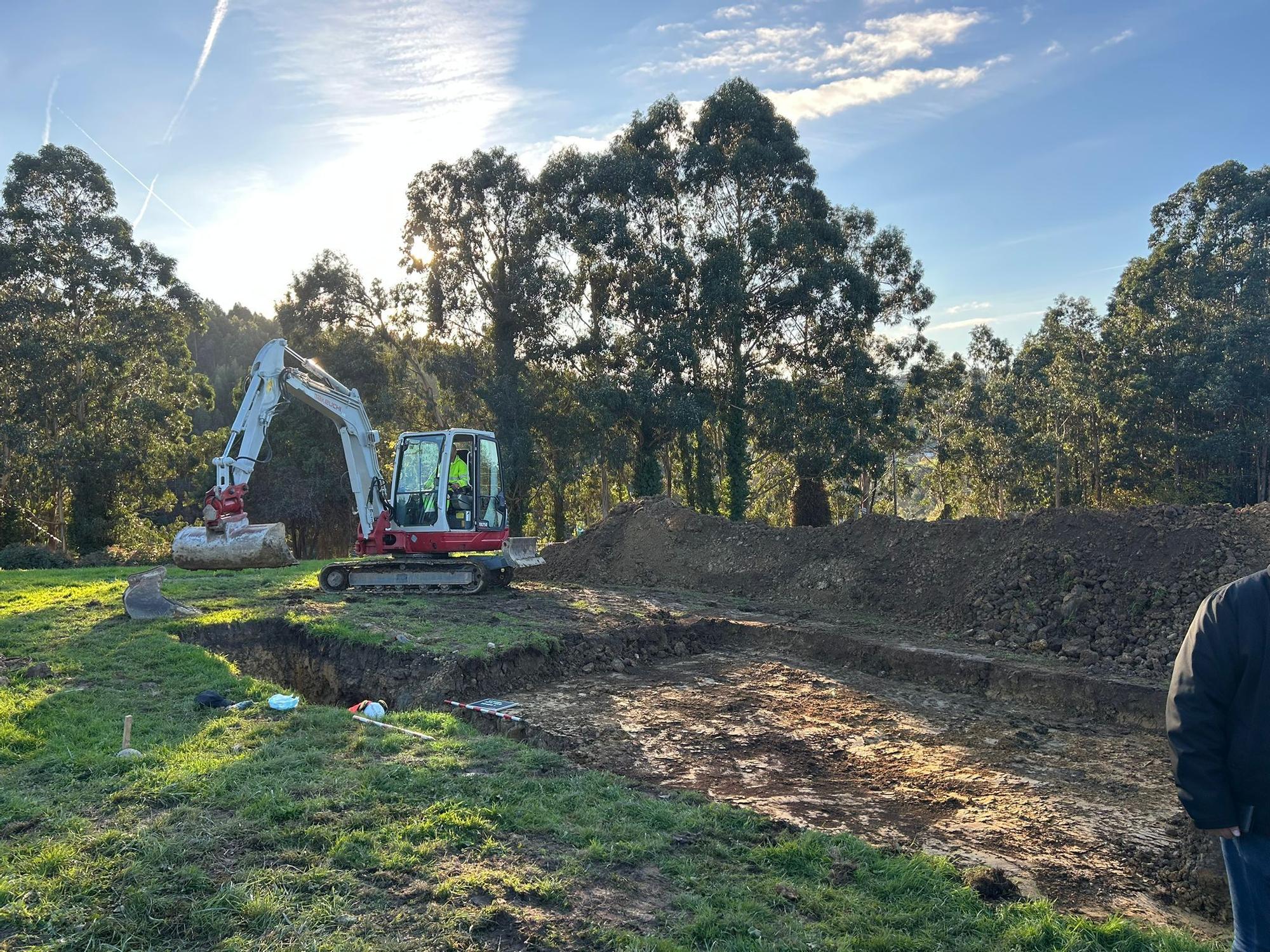 EN IMÁGENES: Los avances en la excavación de la fosa de La Lloba