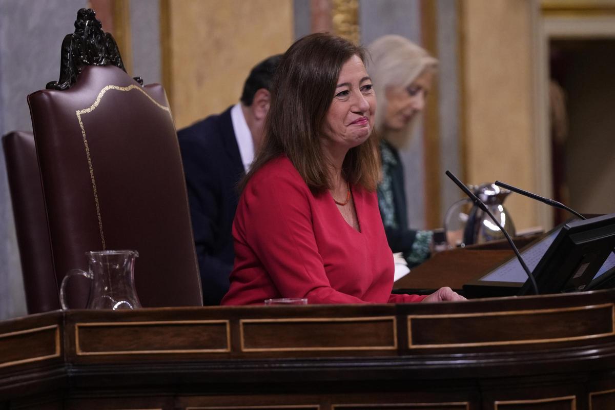 Armengol llama al orden a Abascal por acusar a Sánchez de "golpe de estado"