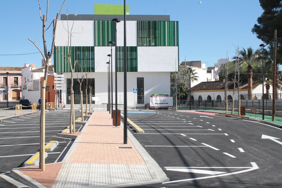 HOMENAJE A MERY Y MARK | Nebulossa: así se llamará el Espai Jove de Ondara