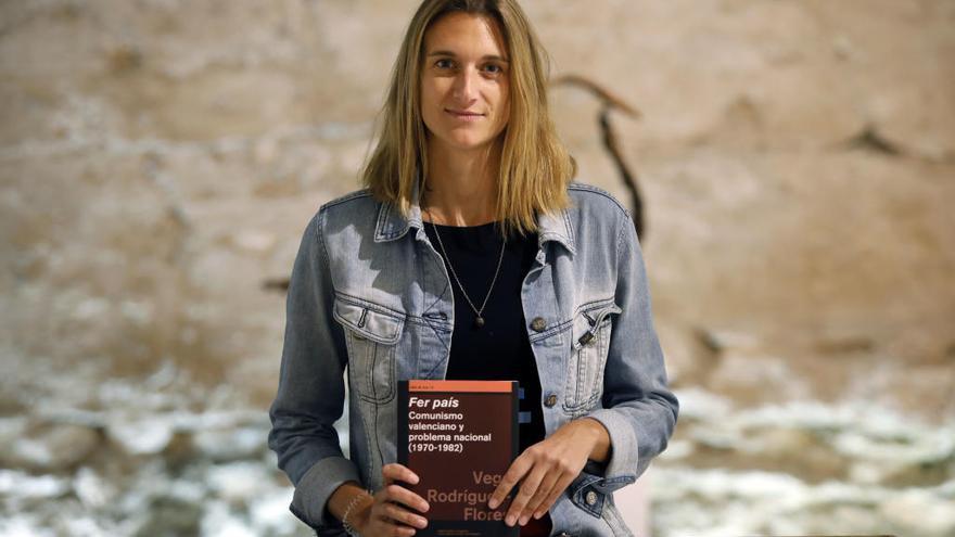 Vega Rodríguez-Flores: "Encajar la identidad valenciana y la española ...