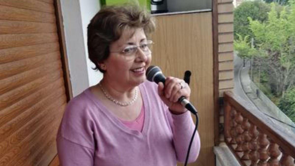 Ana María González Rodríguez, elegida “Mujer del Año de Tineo” - La ...