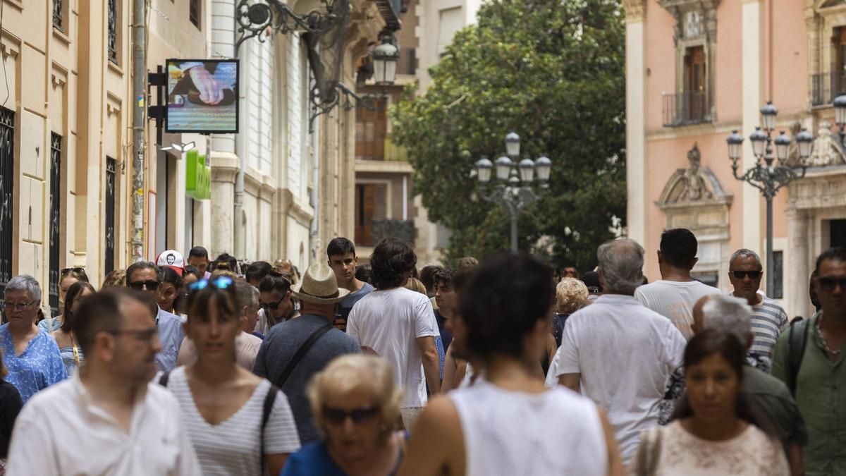 Habitantes Comunidad Valenciana: Tiene 5,2 millones, 105 más que hace ...