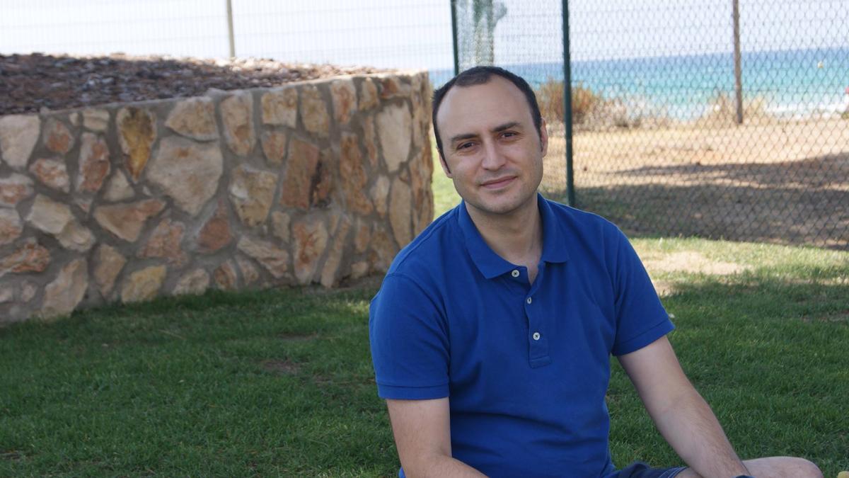 Poesía precaria: por Mario Martín Gijón