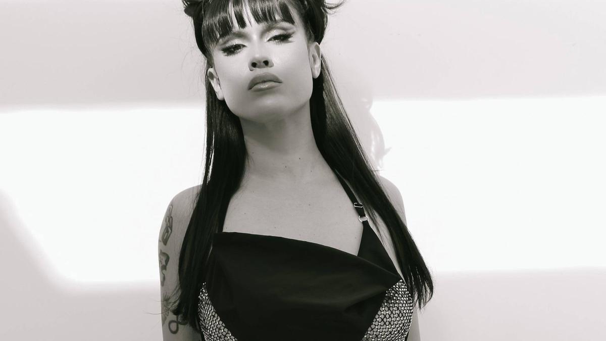 La Zowi: "Antes era más punki y ahora soy un poco más comercial"