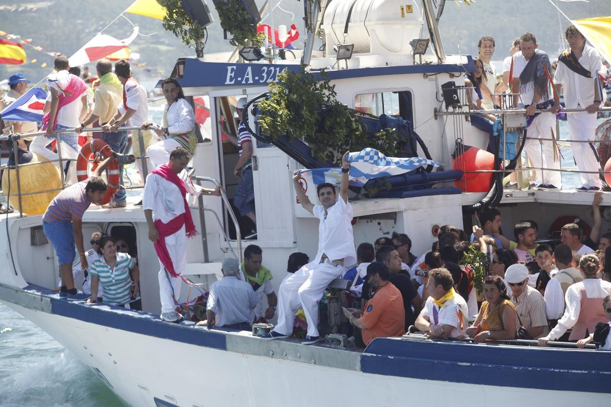 El sector del mar rinde homenaje a su patrona y festeja este día del ...