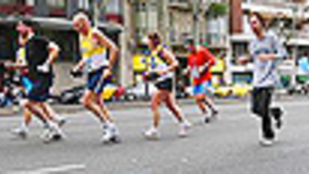 El keniano Johnstone Chebii gana al esprint el maratón de Barcelona - El Periódico