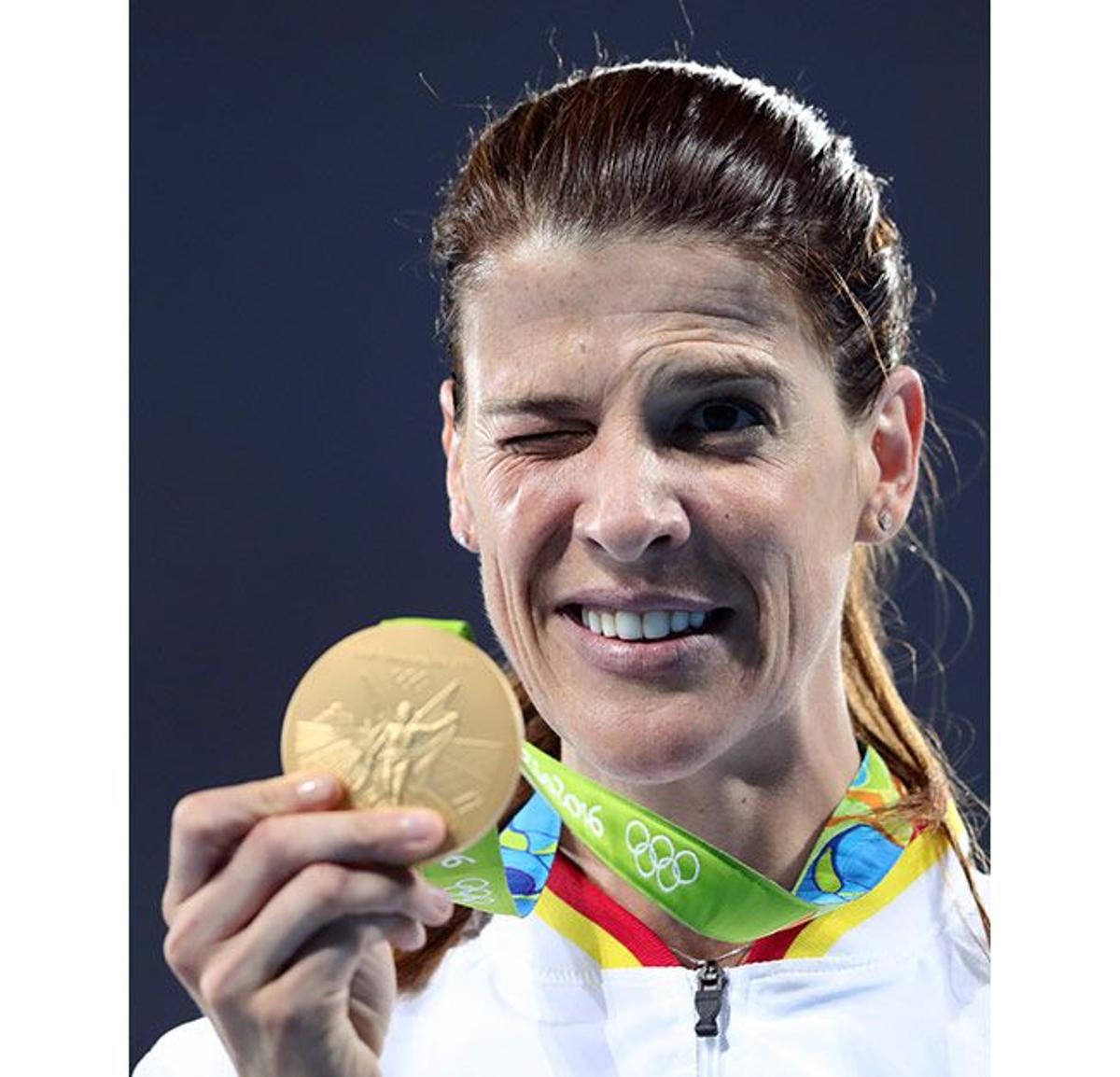 Ruth Beitia, primera medalla de oro del atletismo español - Woman