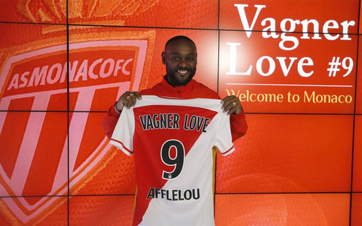Vagner Love al Mónaco hasta el 2017
