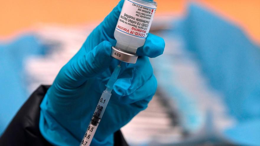 La vacunación de la cuarta dosis de la covid empieza el 26 de septiembre