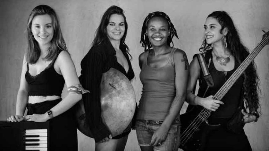 Amazonians - Información