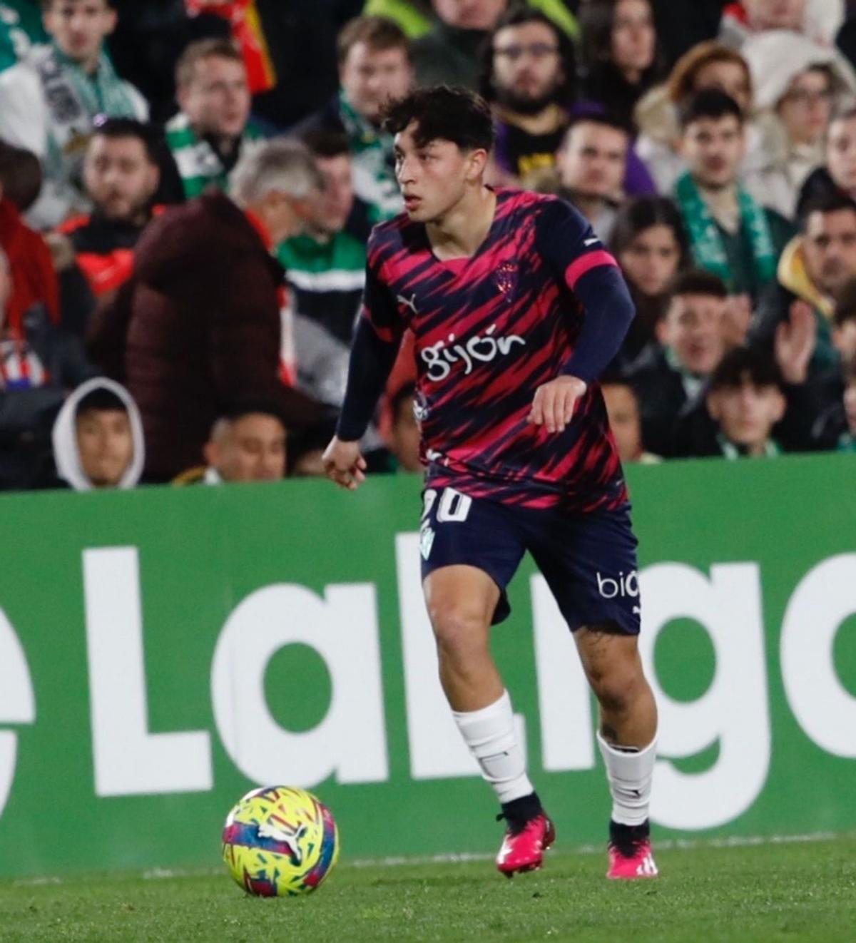 El Sporting que viene: dos jugadores con los que se cuenta mientras ya ...