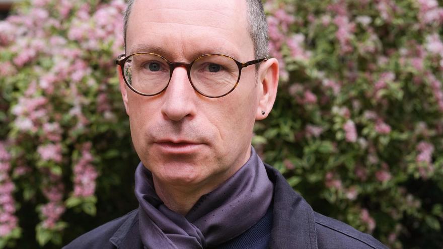 Brian Dillon descubre lo que de verdad se esconde en una (simple) frase ...