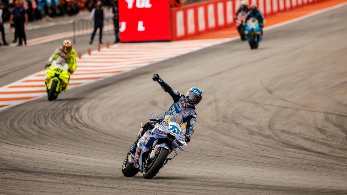 MOTOGP VALENCIA: Álex Márquez gana la carrera al Sprint en el Circuit ...