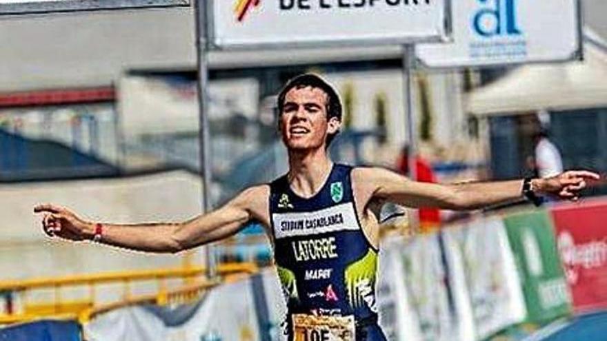 Sergio Latorre consigue una victoria en la Primera División Élite