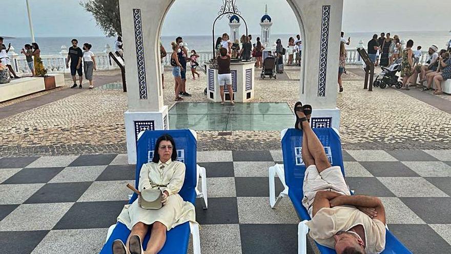 Esta es la imagen que presenta Benidorm, gran centro cultural en pleno ...