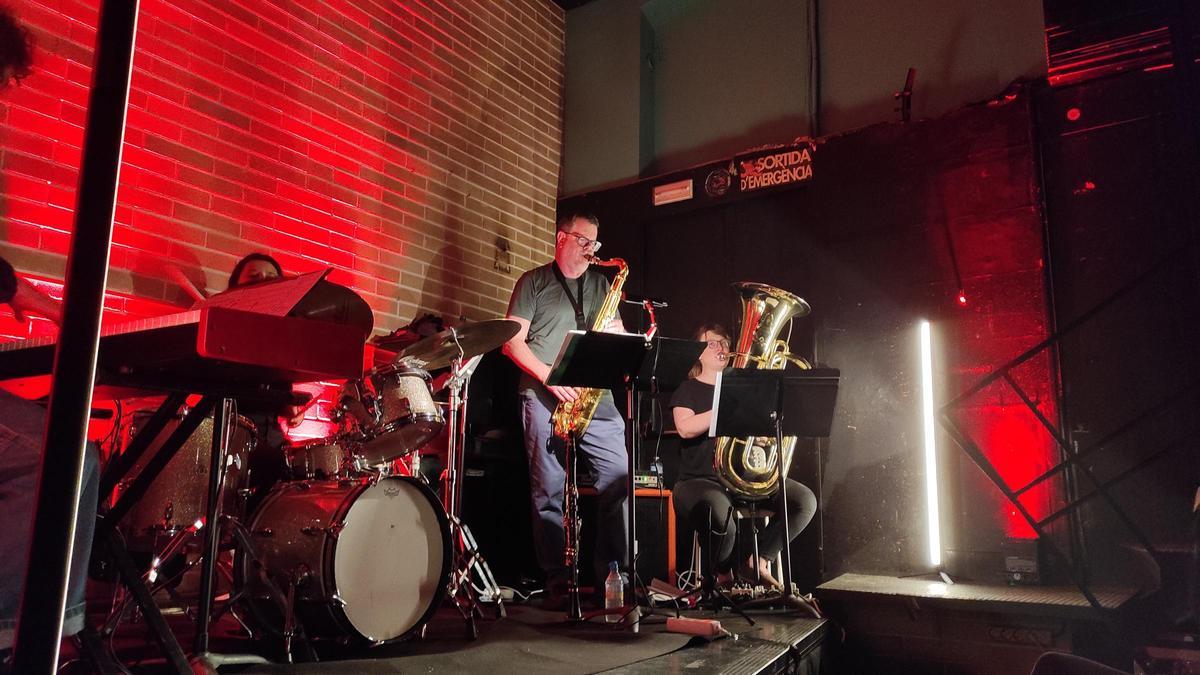 Ken Vandermark en el JazzSí: un chispazo sonó en el Raval | CONCIERTO