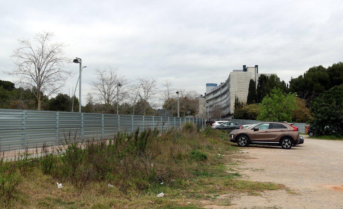 Doscientos vecinos se manifiestan contra el Pla de Ponent de Gavà