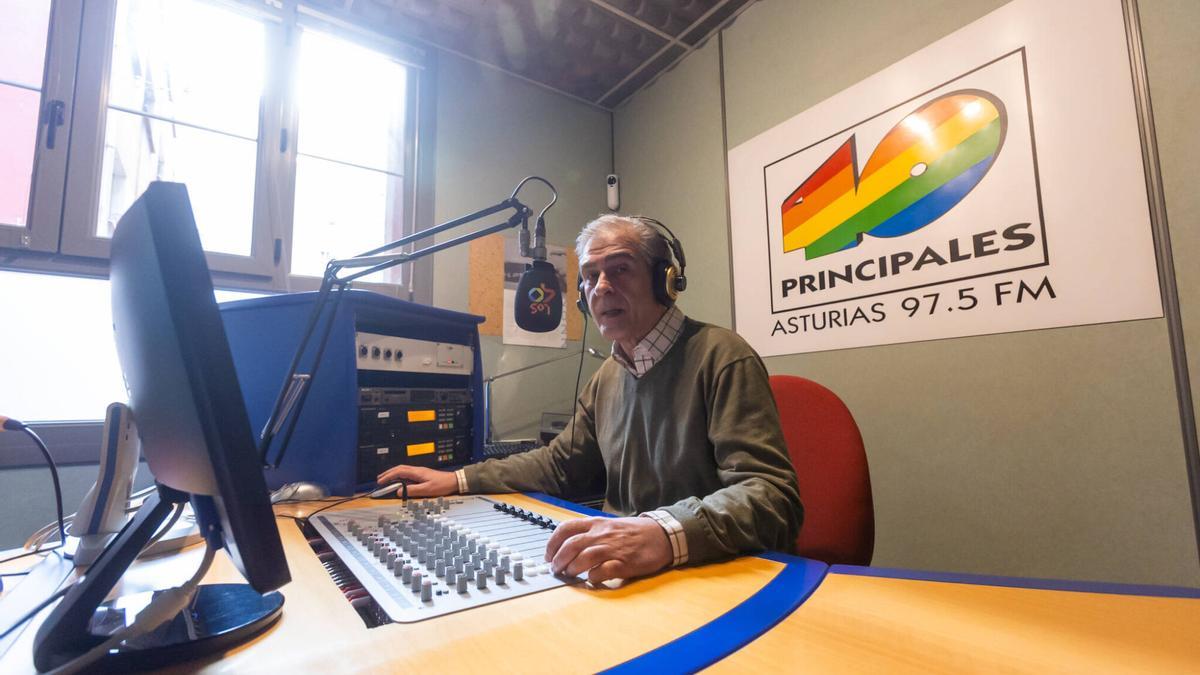 Seis singles en la lista de éxitos de Ángel González, el locutor ...