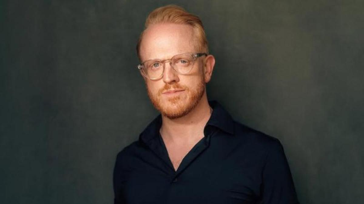 Muere de forma repentina a los 44 años el actor Owain Rhys Davies ...
