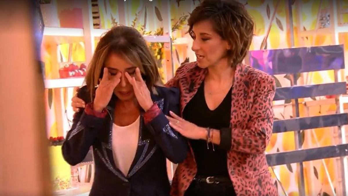 Sálvame: María Patiño rompe a llorar y nadie sabe el motivo