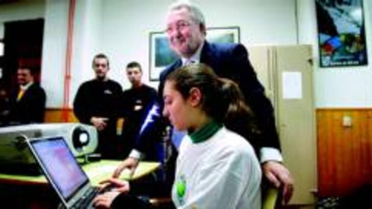 Sanidad orienta a los jóvenes sobre sexo a través de 'Messenger' - El ...