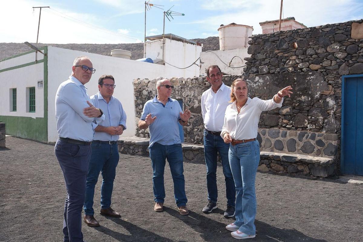 El Cabildo de Fuerteventura pide al Gobierno que salve los pueblos ...