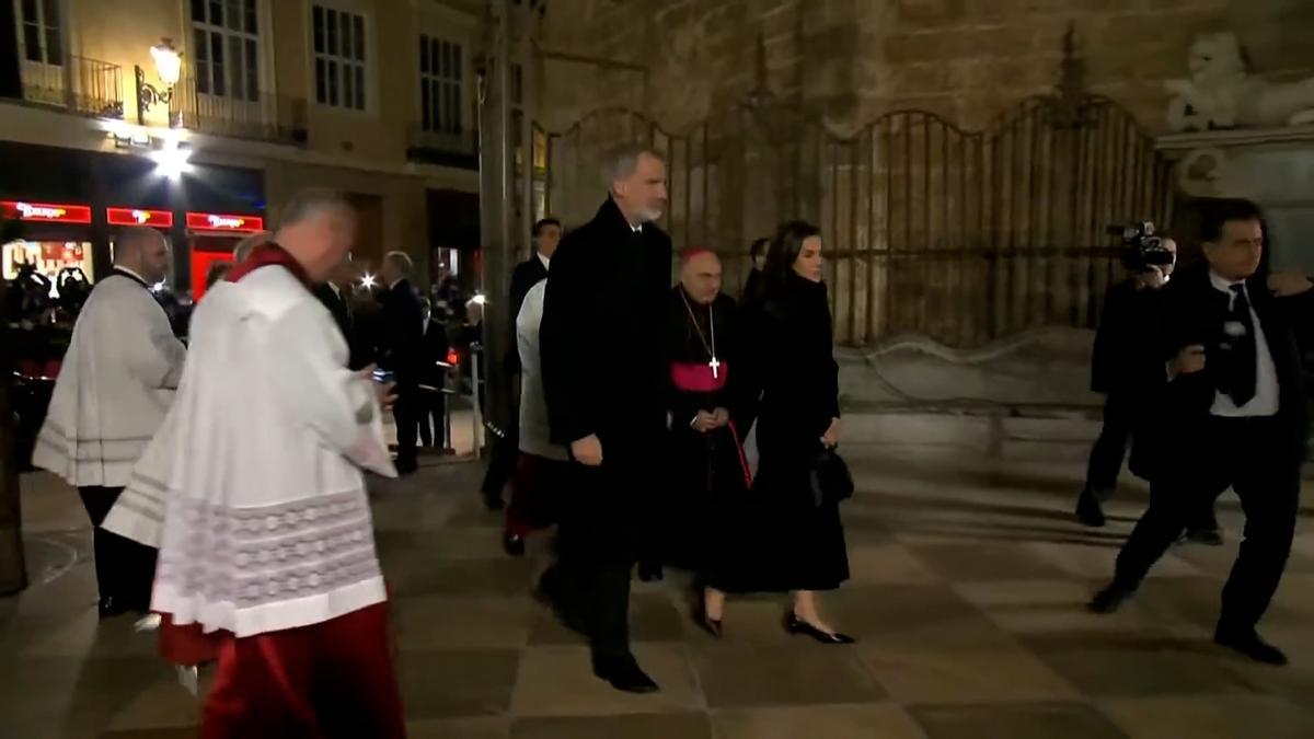 DANA VALENCIA REYES FUNERAL | Así ha sido la llegada de los Reyes al ...