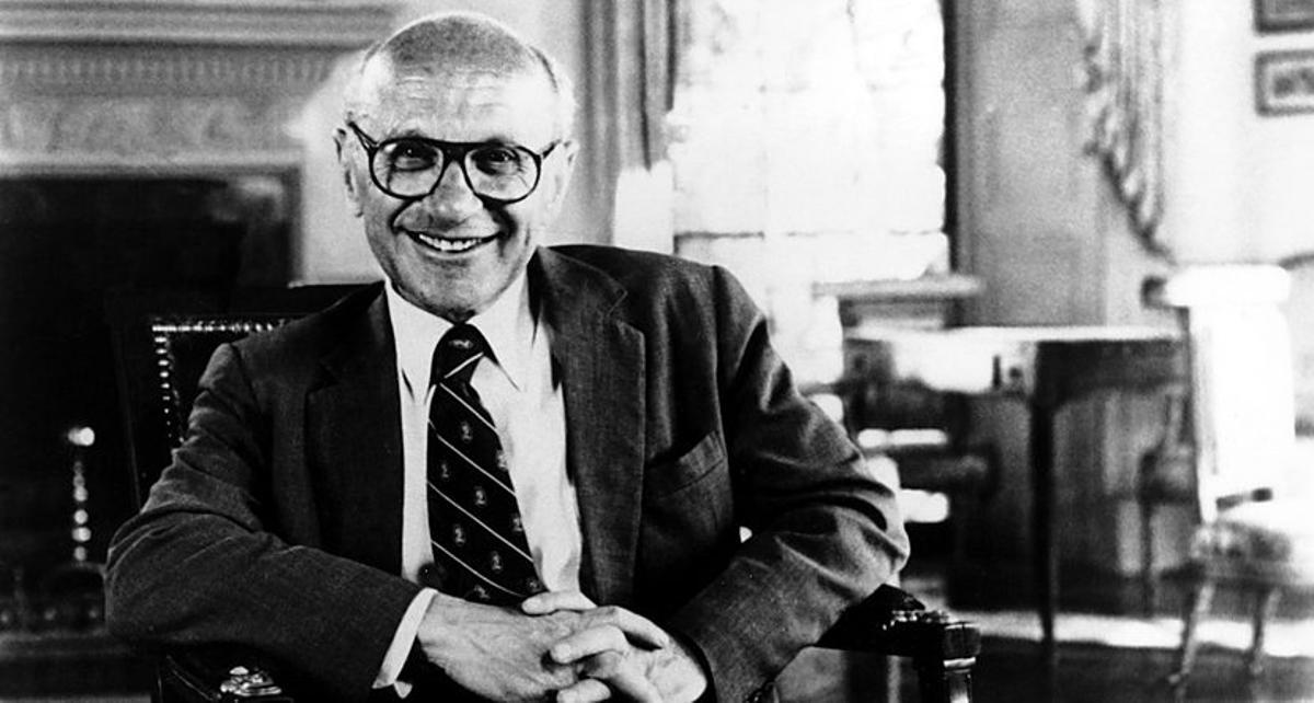 La gran vigencia de Keynes y Friedman, en detrimento de Hayek