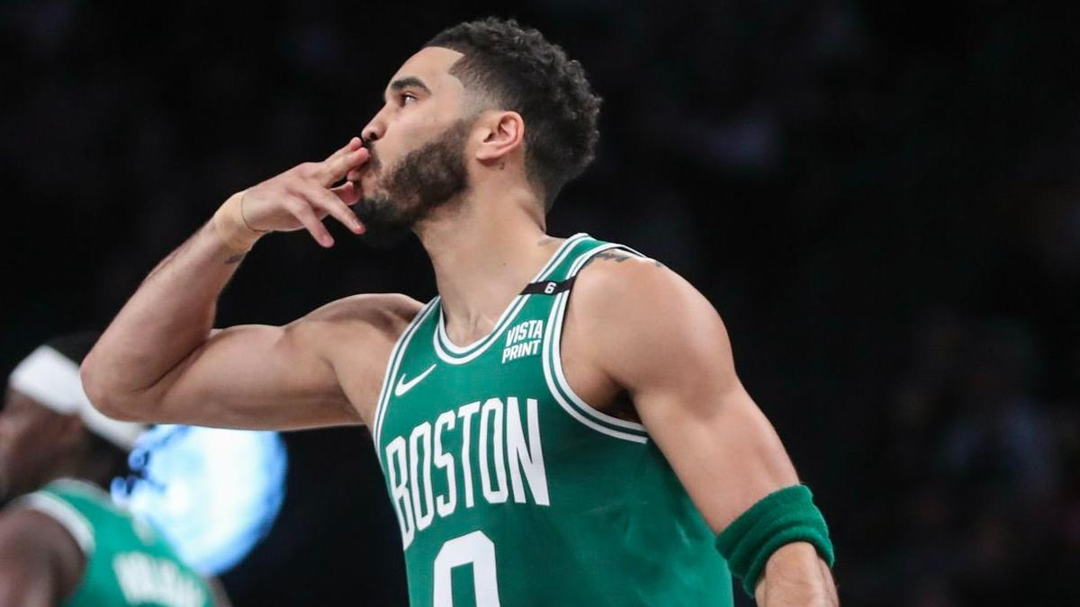 NBA | Recital de Tatum, los Bucks celebran la NBA Cup y épica de Magic