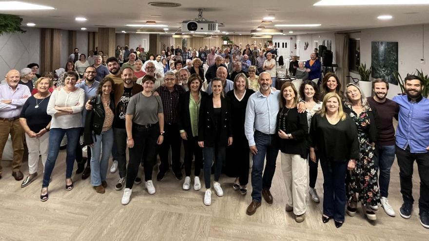 Tania Baños (PSPV) destaca el auge industrial de la Vall en la cena ...