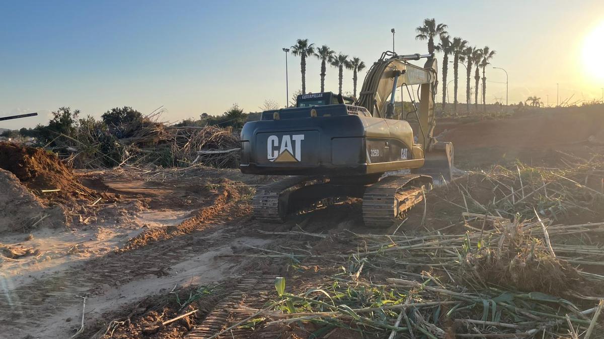 Obras reconstrucción puente acceso circuito Ricardo Tormo Cheste ...