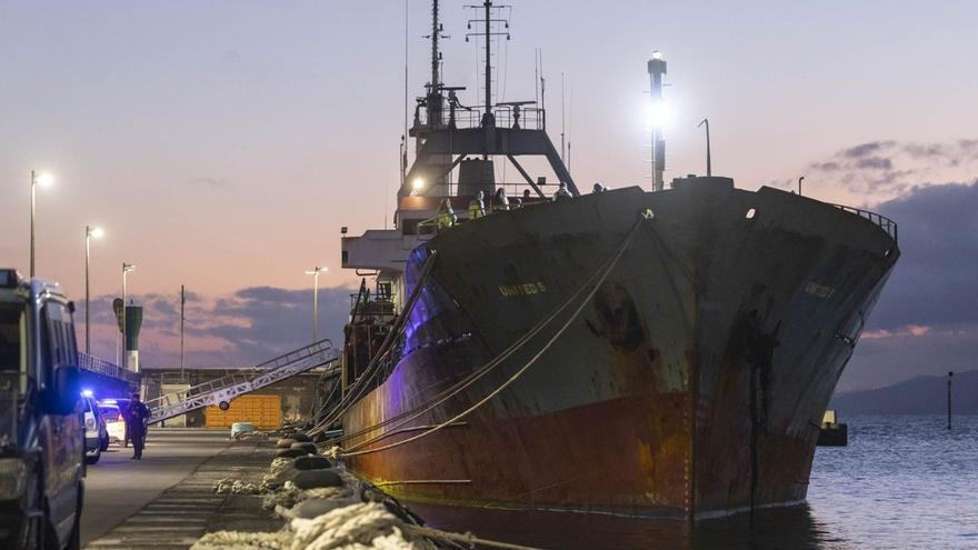 DROGA CANARIAS | Interceptado un carguero con siete toneladas de coca ...