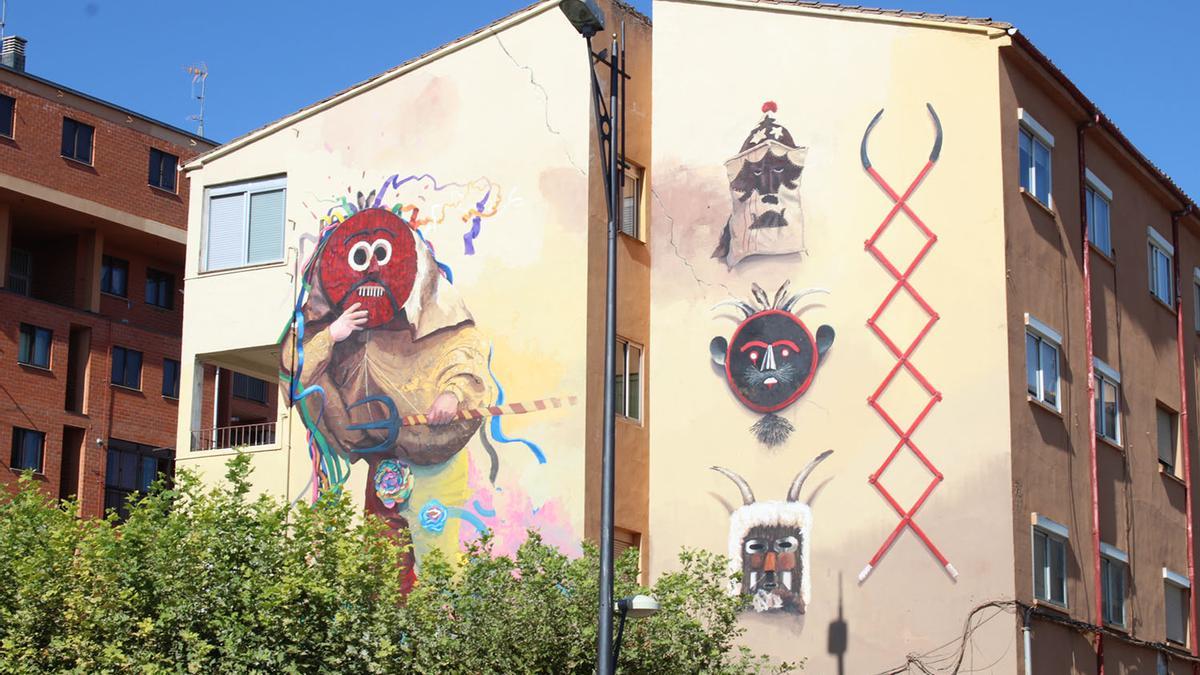 El Zangarrón de Montamarta conquista la plaza de Cristo Rey de Zamora ...