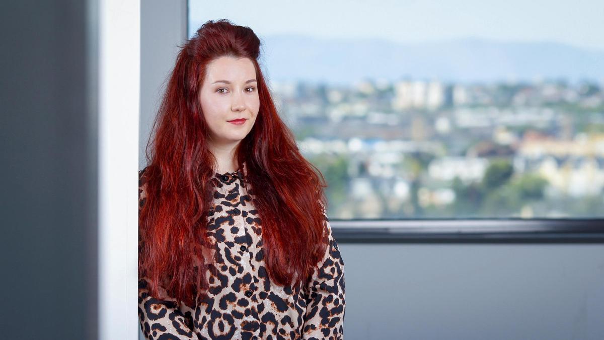 LITERATURA: Carmen Romero: «Hoy no tiene sentido silenciar los ángulos ...