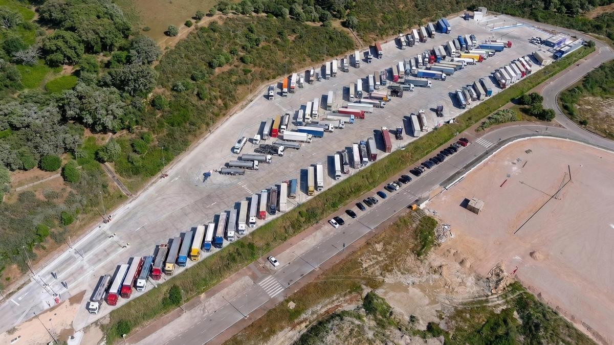 Calsina Carré inaugura un hub logístic per a transportistes a Algesires