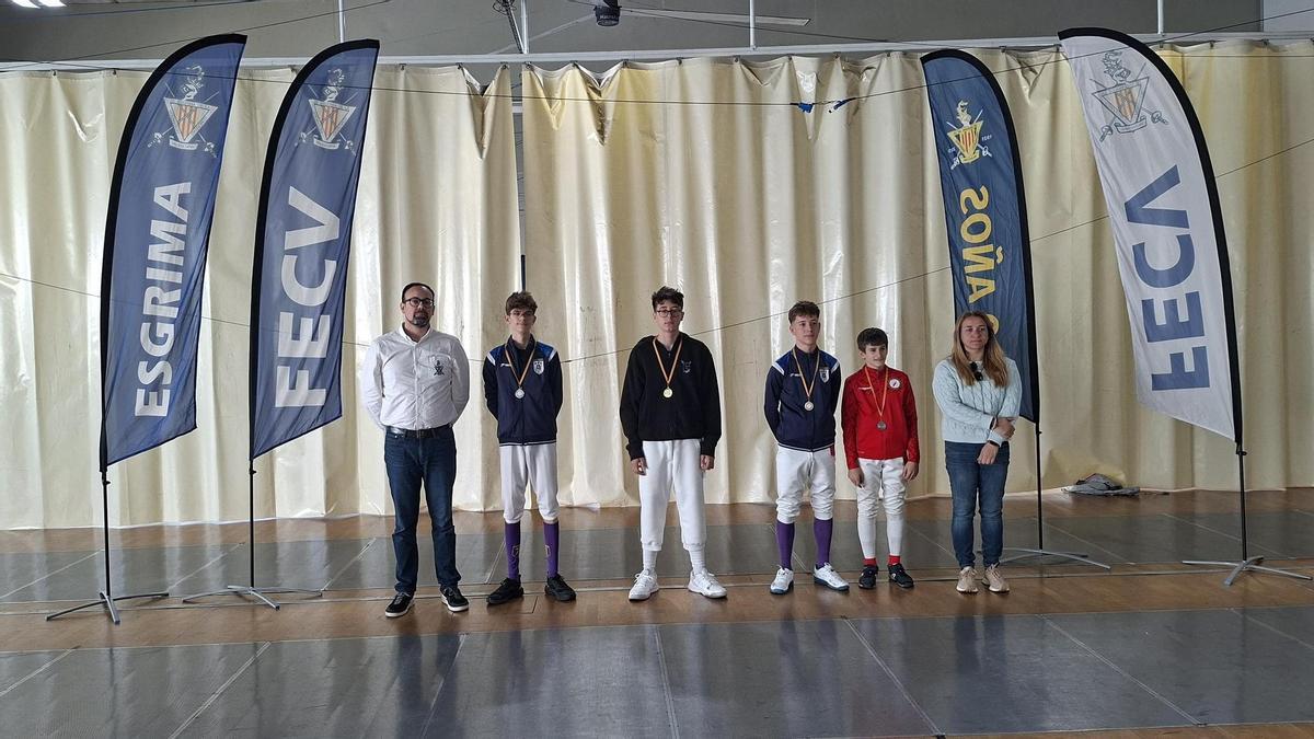 Paul Jakelsky, del Esgrima Xàtiva, consigue el oro en los Jocs Esportius