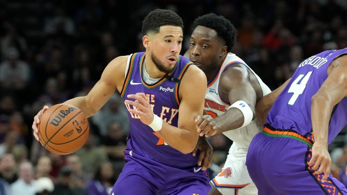 Baloncesto, NBA | Booker hace historia en los Suns y los Warriors vencen entre rumores de traspasos