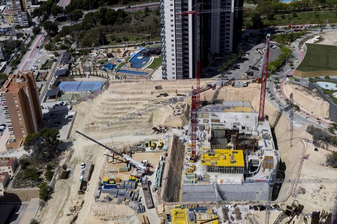 Benidorm sienta la base del rascacielos residencial más alto de Europa