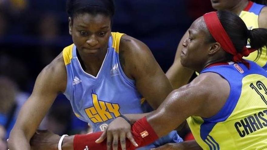 Preocupació a l'Uni per la lesió de Keisha Hampton - Diari de Girona