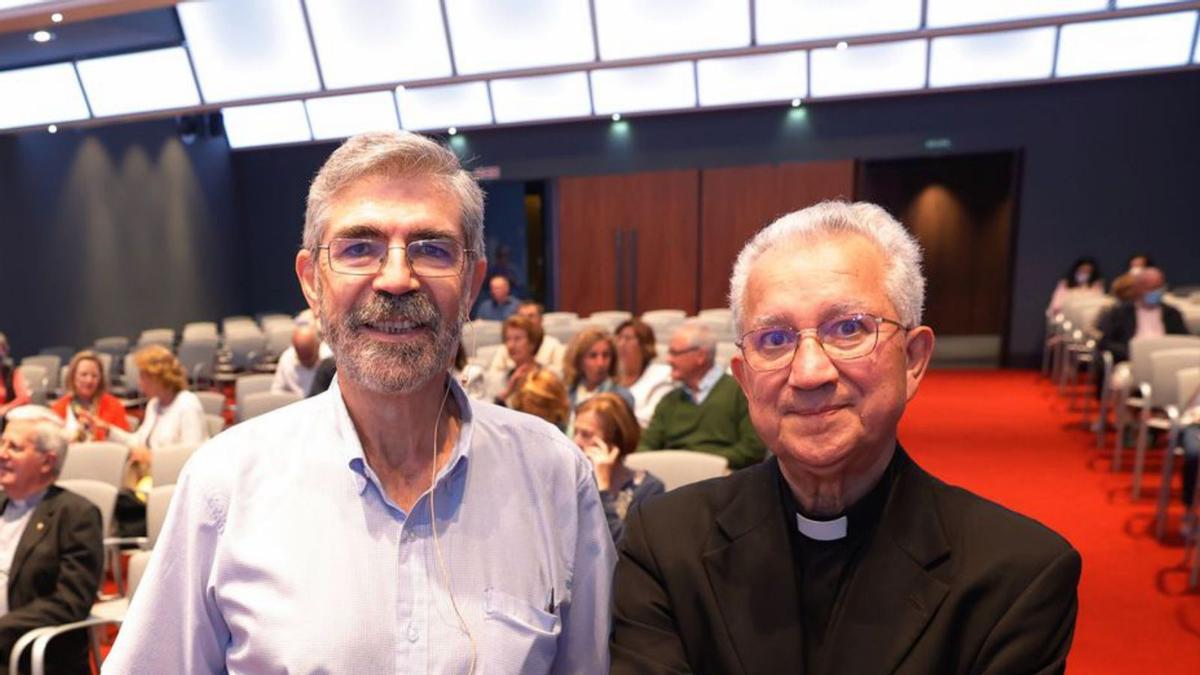 Barta: "El Sudario muestra la secuencia entre la muerte y el sepelio de ...