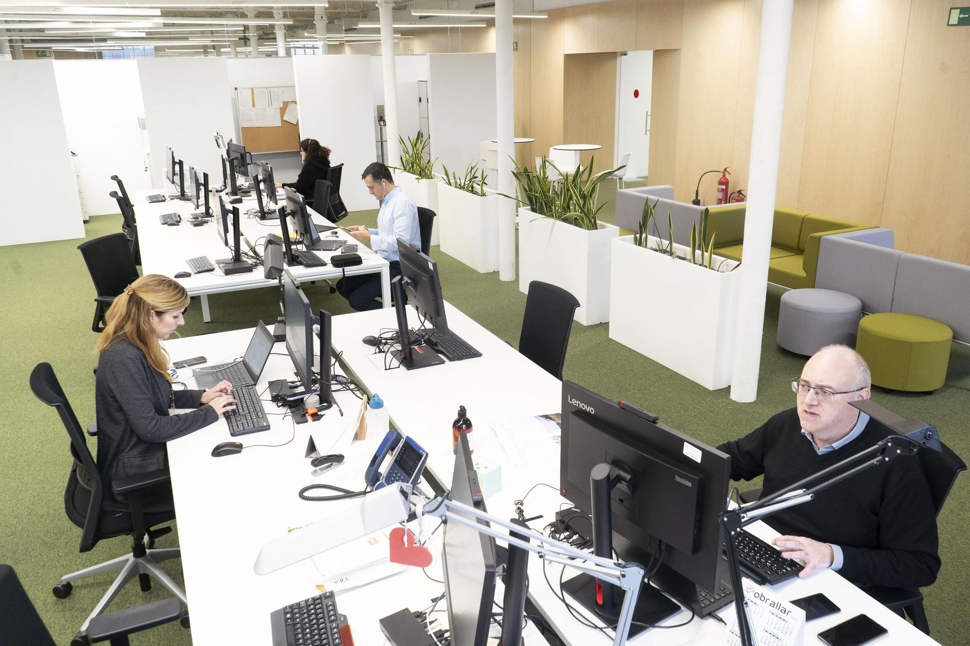 La delegació del Govern ja és a la fàbrica de l’Aranya de Manresa, on l’OAC obrirà el maig - Regió7