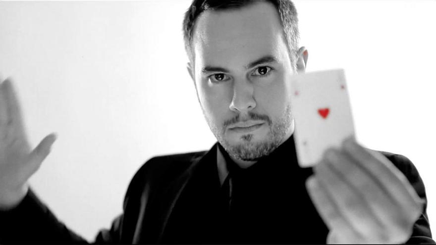 El mago Jorge Blass ofrece su nuevo espectáculo en la Vall d'Uixó