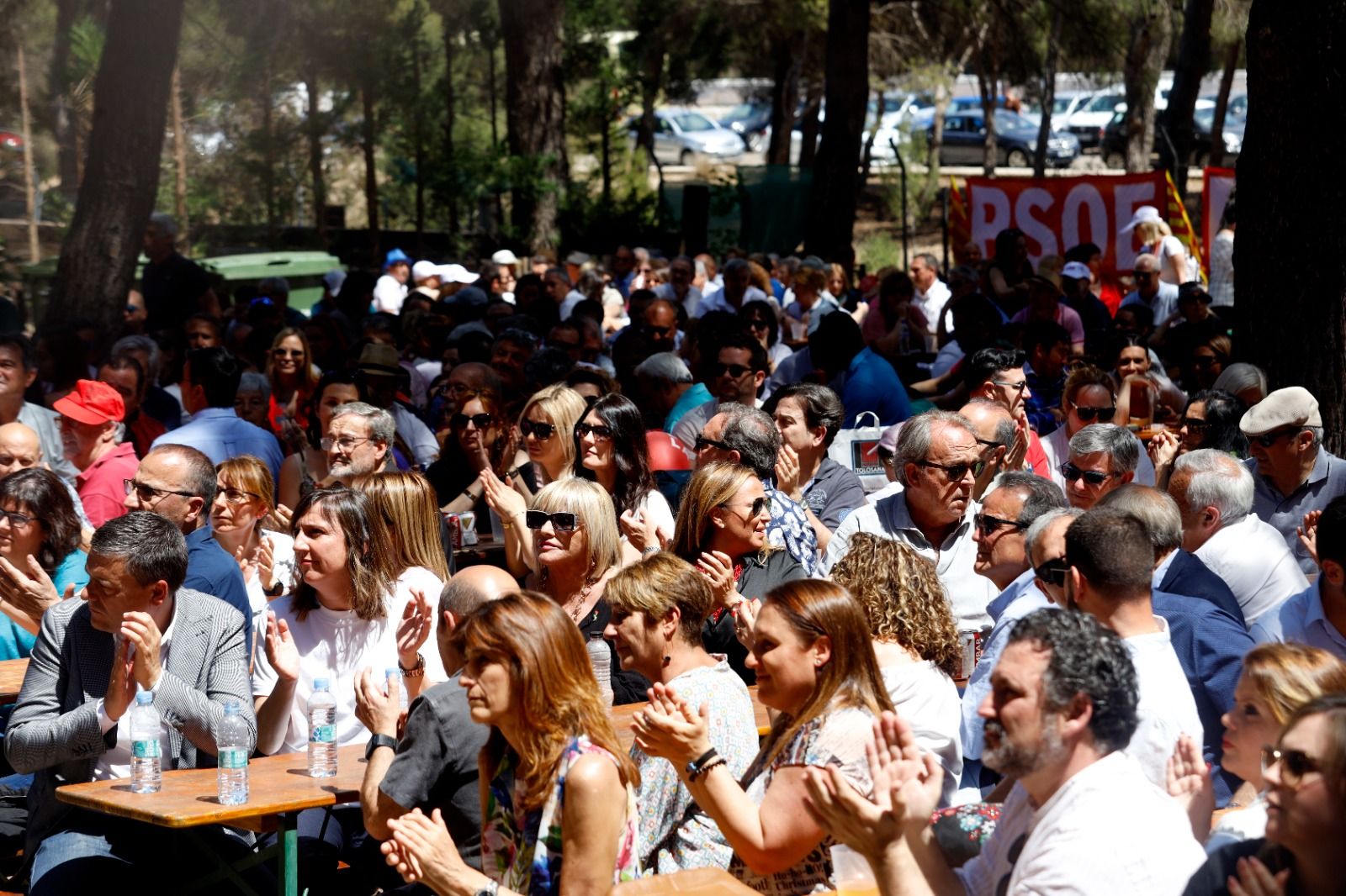 Las mejores imágenes del Día de la Rosa del PSOE en el Parque de ...
